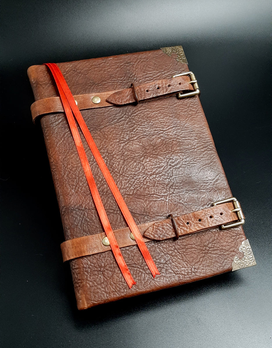 Klü LEATHER GOODS AND ACCESSORIES – Beyond Jewelery
